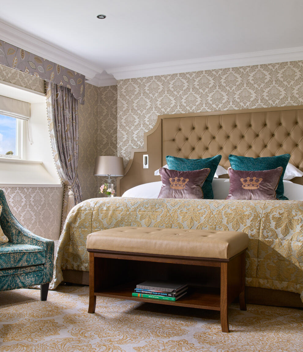 Queen Anne Classic Room | Luxury Rooms Clare | Dromoland Castle