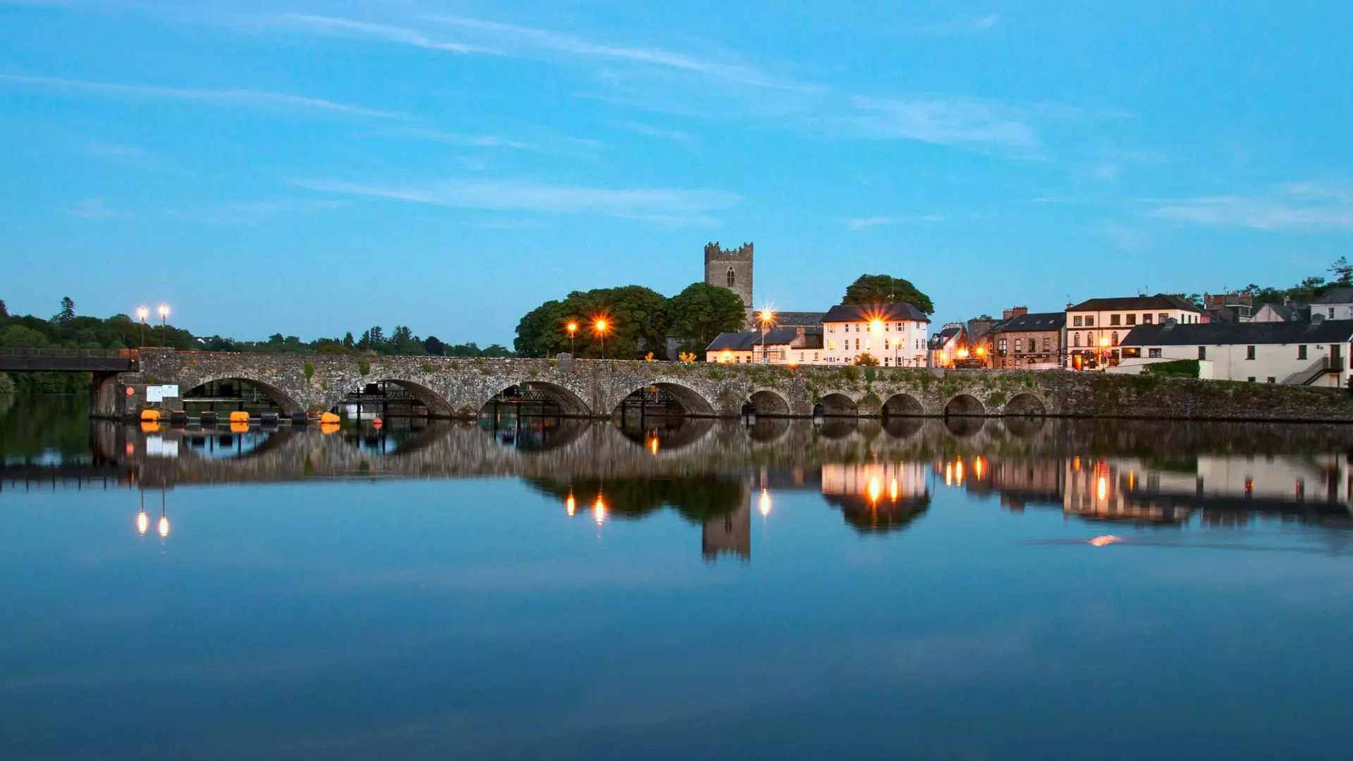 Killaloe & The River Shannon | Things To Do in Clare | Dromoland